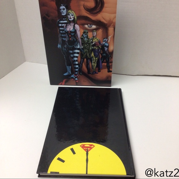 DC Comics | Accessories | Dc Comics Doomsday Clock Part 2 Nwot | Poshmark